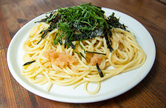 簡単！レンジで作る和風明太子パスタ（たらこでもOK)このレシピは作るしかない | 家族のための男飯